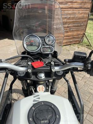 Royal Enfield Himalayan 2018 Ogre, ar dzinēja tilpumu 0.41 L un nobraukumu 0 tūkst. km par 3750 €, foto 4 vietnē AUTOMOTO.COM.LV