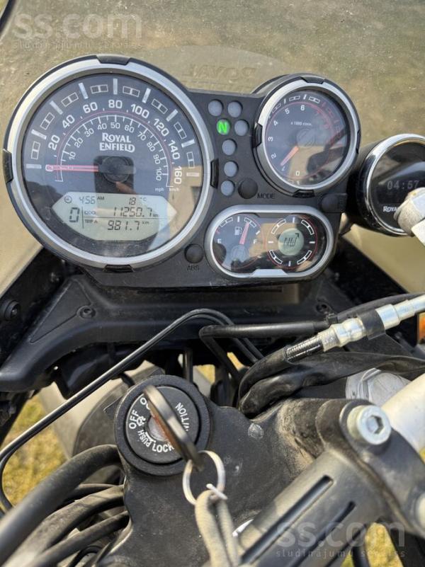 Royal Enfield Himalayan 2021 in Riga, with an engine capacity of 0.41 L and mileage of 0 thousand km for 3700 €, photo 2 on AUTOMOTO.COM.LV