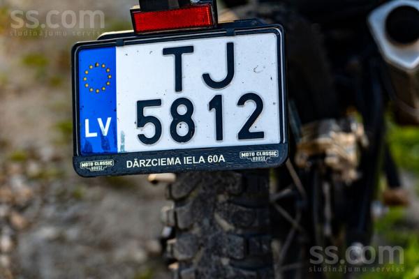 Royal Enfield Himalayan 2021 in Riga, with an engine capacity of 0.41 L and mileage of 0 thousand km for 2750 €, photo 3 on AUTOMOTO.COM.LV