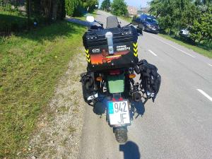 Royal Enfield Himalayan 2023 Šauļi, ar dzinēja tilpumu 0.41 L un nobraukumu 5 tūkst. km par 3800 €, foto 5 vietnē AUTOMOTO.COM.LV