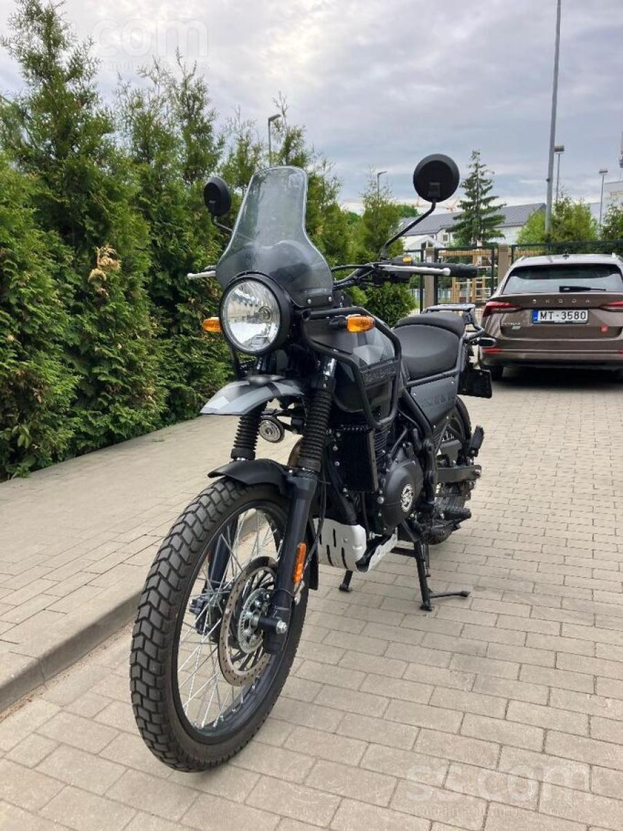Роял Энфилд Himalayan 2024 в Рига, объемом двигателя 0.41 л и пробегом 0 тыс. км за 3400 €, фото 1 на AUTOMOTO.COM.LV