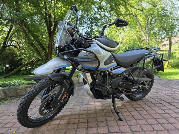 Роял Энфилд Himalayan 2024 в Вильнюс, объемом двигателя 0.45 л и пробегом 5 тыс. км за 6200 €, фото 1 на AUTOMOTO.COM.LV