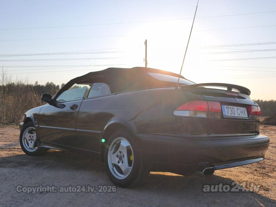 Black Saab 9-3 2000 in Tallinn, with an engine capacity of 2.00 L and mileage of 221 thousand km for 6500 €, photo 1 on AUTOMOTO.COM.LV