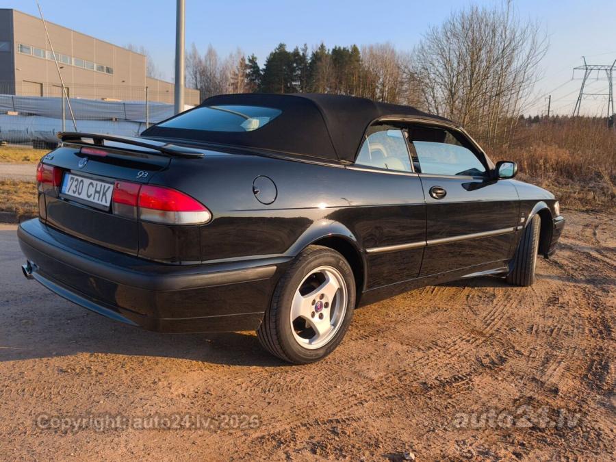 Black Saab 9-3 2000 in Tallinn, with an engine capacity of 2.00 L and mileage of 221 thousand km for 6500 €, photo 3 on AUTOMOTO.COM.LV