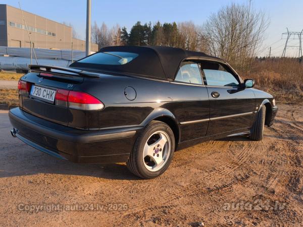Melns Saab 9-3 2000 Tallina, ar dzinēja tilpumu 2.00 L un nobraukumu 221 tūkst. km par 6500 €, foto 3 vietnē AUTOMOTO.COM.LV