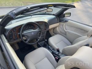 Черный Сааб 9-3 2000 в Огре, объемом двигателя 2.00 л и пробегом 276 тыс. км за 2950 €, фото 6 на AUTOMOTO.COM.LV