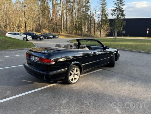 Melns Saab 9-3 2000 Ogre, ar dzinēja tilpumu 2.00 L un nobraukumu 277 tūkst. km par 2950 €, foto 3 vietnē AUTOMOTO.COM.LV