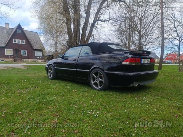 Melns Saab 9-3 2001 Tiri, ar dzinēja tilpumu 2.30 L un nobraukumu 170 tūkst. km par 9999 €, foto 3 vietnē AUTOMOTO.COM.LV