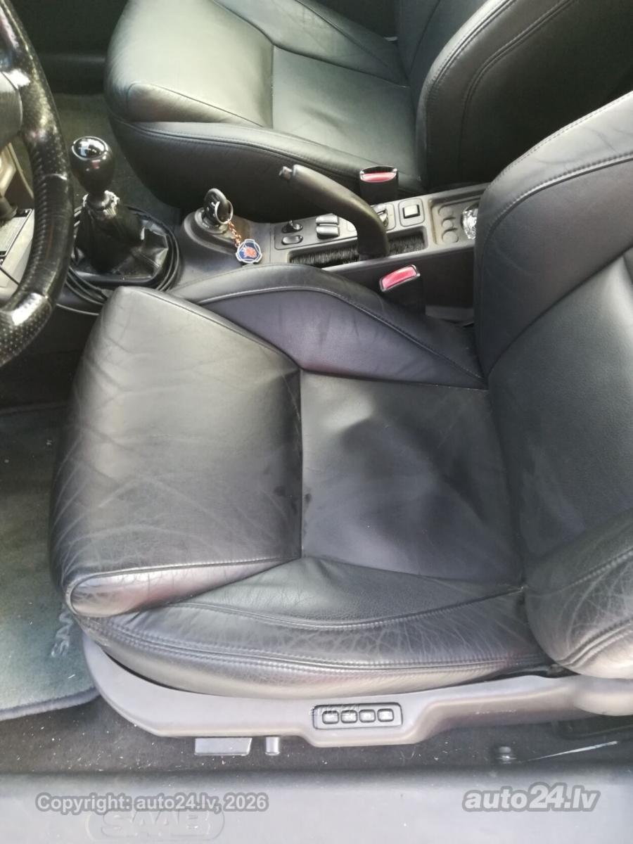 Melns Saab 9-3 2001 Tiri, ar dzinēja tilpumu 2.30 L un nobraukumu 170 tūkst. km par 9999 €, foto 11 vietnē AUTOMOTO.COM.LV