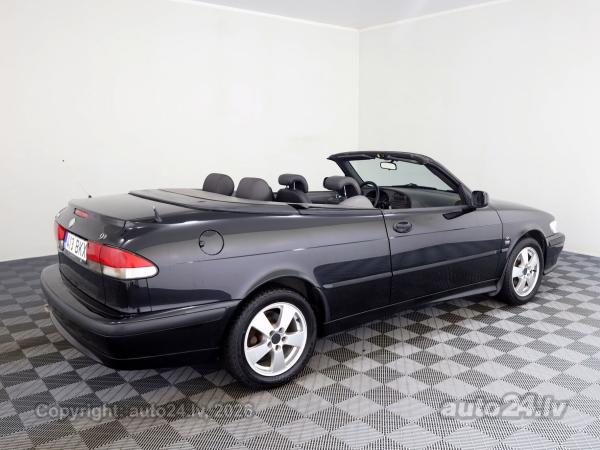 Melns Saab 9-3 2002 Tallina, ar dzinēja tilpumu 2.00 L un nobraukumu 269 tūkst. km par 1999 €, foto 3 vietnē AUTOMOTO.COM.LV