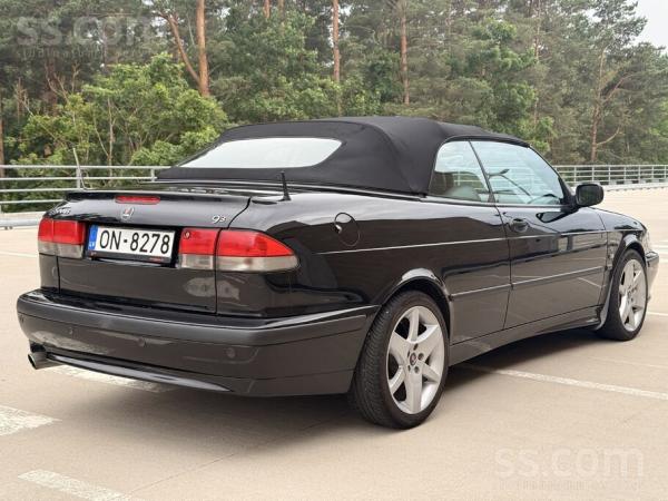 Melns Saab 9-3 2002 Rīga, ar dzinēja tilpumu 2.00 L un nobraukumu 135 tūkst. km par 4290 €, foto 4 vietnē AUTOMOTO.COM.LV