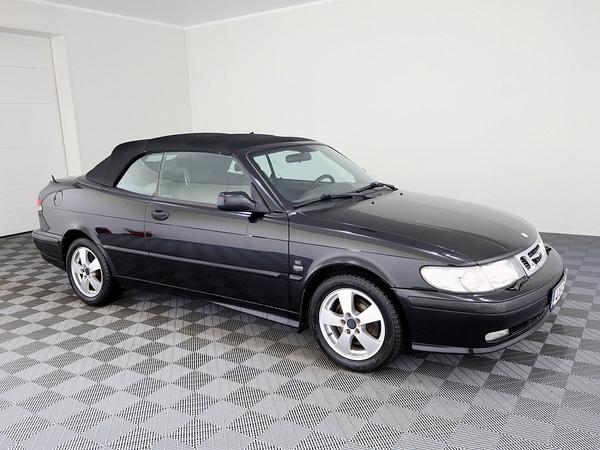 Black Saab 9-3 2002 in Tallinn, with an engine capacity of 2.00 L and mileage of 269 thousand km for 1599 €, photo 6 on AUTOMOTO.COM.LV