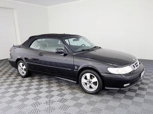 Black Saab 9-3 2002 in Tallinn, with an engine capacity of 2.00 L and mileage of 269 thousand km for 1599 €, photo 6 on AUTOMOTO.COM.LV