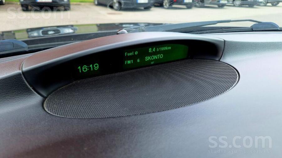 Black Saab 9-3 2004 in Riga, with an engine capacity of 2.00 L and mileage of 297 thousand km for 4700 €, photo 22 on AUTOMOTO.COM.LV