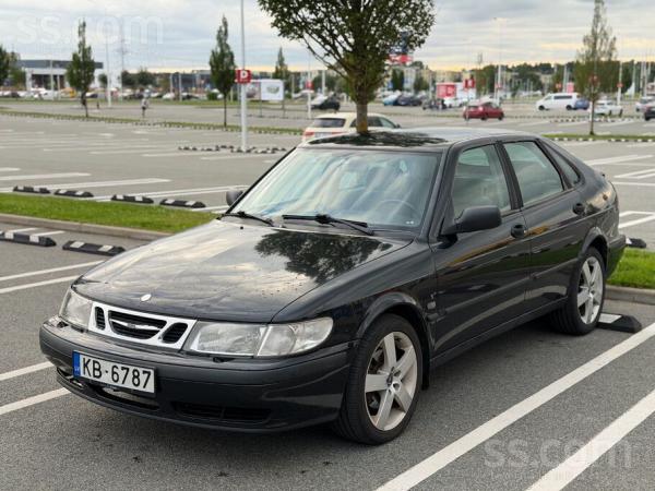Сааб 9-3 2001 в Рига на AUTOMOTO.COM.LV Черный Сааб 9-3 2001 в Рига, объемом двигателя 2.00 л и пробегом 215 тыс. км за 2200 €, фото 3 на AUTOMOTO.COM.LV