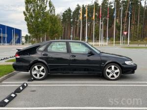 Melns Saab 9-3 2001 Rīga, ar dzinēja tilpumu 2.00 L un nobraukumu 215 tūkst. km par 2200 €, foto 5 vietnē AUTOMOTO.COM.LV