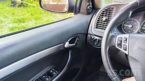 Black Saab 9-3 2010 in Riga, with an engine capacity of 1.90 L and mileage of 484 thousand km for 2800 €, photo 4 on AUTOMOTO.COM.LV