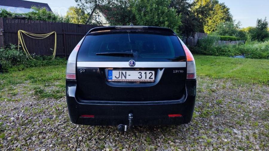 Black Saab 9-3 2010 in Riga, with an engine capacity of 1.90 L and mileage of 484 thousand km for 2800 €, photo 12 on AUTOMOTO.COM.LV