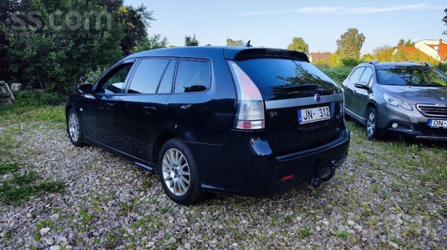Black Saab 9-3 2010 in Riga, with an engine capacity of 1.90 L and mileage of 484 thousand km for 2800 €, photo 15 on AUTOMOTO.COM.LV