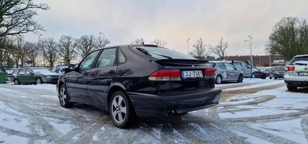 Черный Сааб 9-3 2002 в Валмиера, объемом двигателя 2.00 л и пробегом 230 тыс. км за 900 €, фото 5 на AUTOMOTO.COM.LV