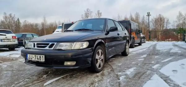 Черный Сааб 9-3 2002 в Валмиера, объемом двигателя 2.00 л и пробегом 230 тыс. км за 900 €, фото 7 на AUTOMOTO.COM.LV