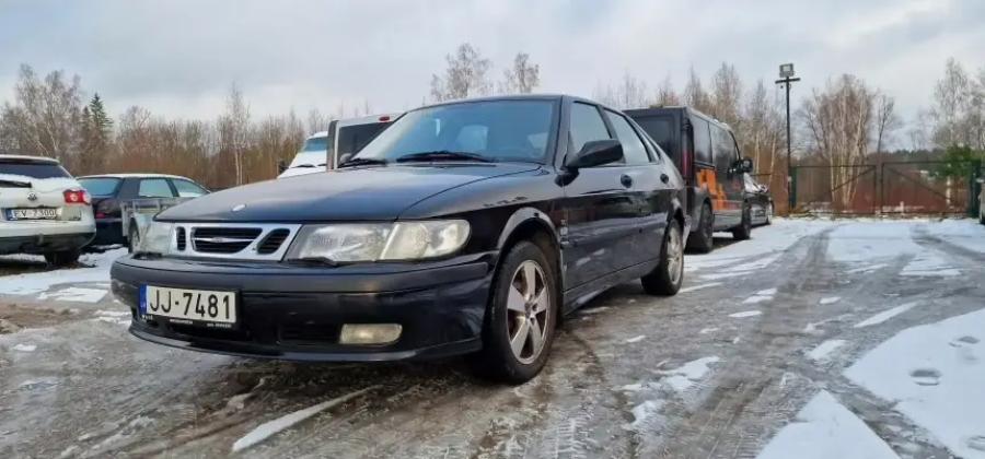 Black Saab 9-3 2002 in Valmiera, with an engine capacity of 2.00 L and mileage of 230 thousand km for 900 €, photo 8 on AUTOMOTO.COM.LV