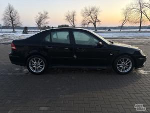Black Saab 9-3 2003 in Sirvintos, with an engine capacity of 2.20 L and mileage of 350 thousand km for 950 €, photo 6 on AUTOMOTO.COM.LV