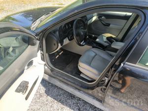 Black Saab 9-3 2003 in Limbazi, with an engine capacity of 2.20 L and mileage of 299 thousand km for 450 €, photo 6 on AUTOMOTO.COM.LV
