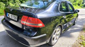 Black Saab 9-3 2003 in Riga, with an engine capacity of 2.00 L and mileage of 364 thousand km for 1200 €, photo 4 on AUTOMOTO.COM.LV