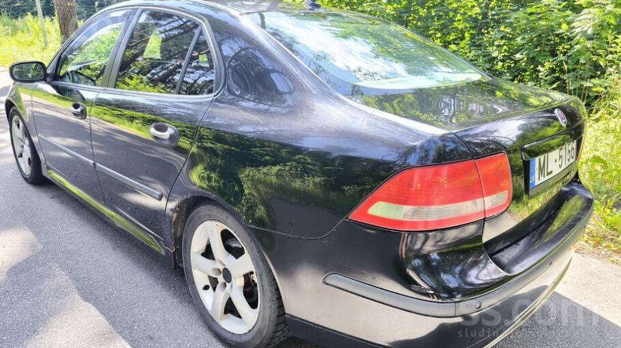 Black Saab 9-3 2003 in Riga, with an engine capacity of 2.00 L and mileage of 364 thousand km for 1200 €, photo 5 on AUTOMOTO.COM.LV
