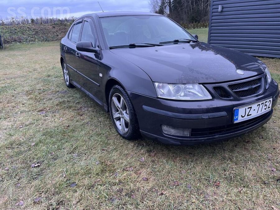 Black Saab 9-3 2004 in Riga, with an engine capacity of 2.20 L and mileage of 366 thousand km for 1000 €, photo 1 on AUTOMOTO.COM.LV
