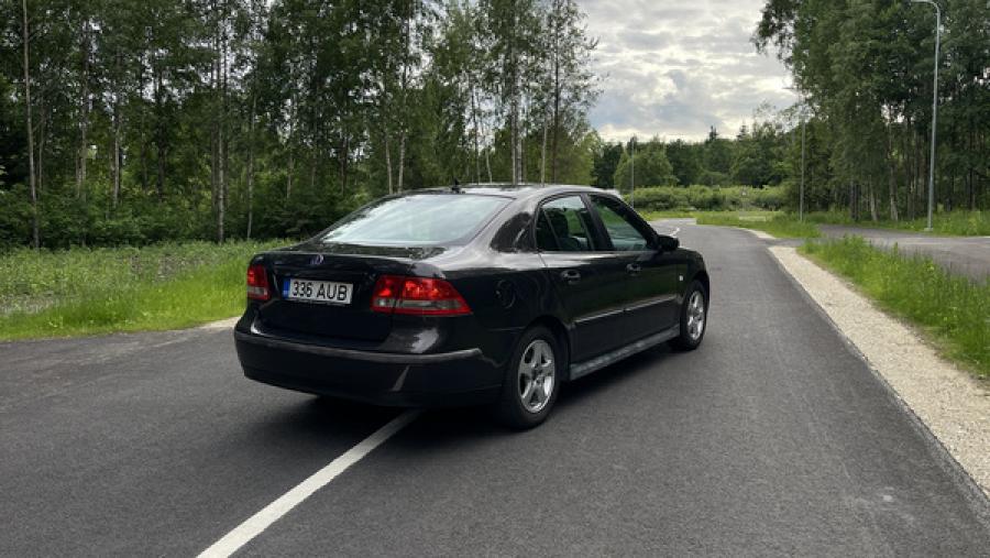 Черный Сааб 9-3 2004 в Таллин, объемом двигателя 1.80 л и пробегом 208 тыс. км за 1350 €, фото 4 на AUTOMOTO.COM.LV