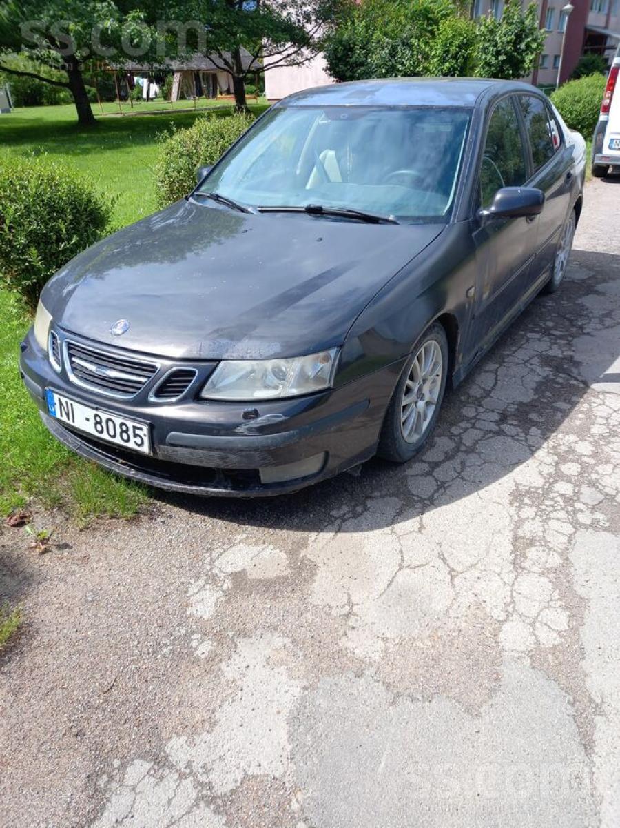 Black Saab 9-3 2004 in Bauska, with an engine capacity of 1.90 L and mileage of 0 thousand km for 300 €, photo 5 on AUTOMOTO.COM.LV