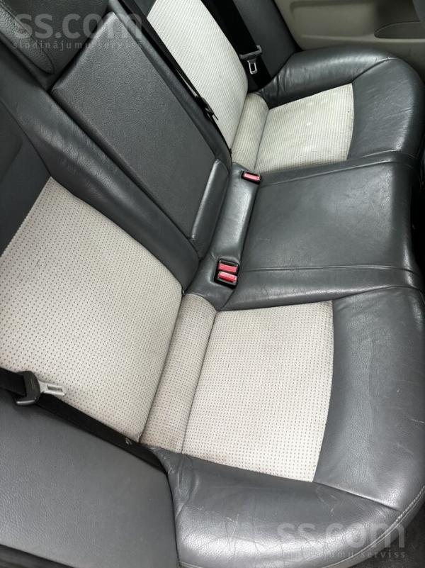 Melns Saab 9-3 2004 Rīga, ar dzinēja tilpumu 2.20 L un nobraukumu 344 tūkst. km par 700 €, foto 10 vietnē AUTOMOTO.COM.LV