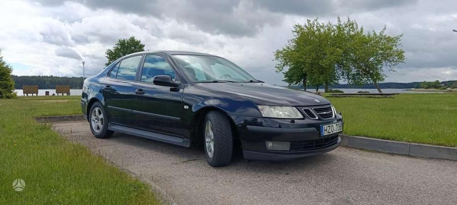 Black Saab 9-3 2004 in Moletai, with an engine capacity of 2.17 L and mileage of 382 thousand km for 1000 €, photo 1 on AUTOMOTO.COM.LV