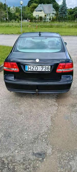Black Saab 9-3 2004 in Moletai, with an engine capacity of 2.17 L and mileage of 382 thousand km for 1000 €, photo 4 on AUTOMOTO.COM.LV