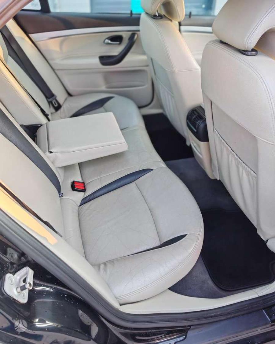 Melns Saab 9-3 2004 Viļņa, ar dzinēja tilpumu 2.00 L un nobraukumu 258 tūkst. km par 2000 €, foto 18 vietnē AUTOMOTO.COM.LV