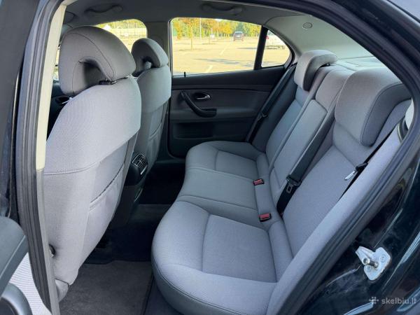 Melns Saab 9-3 2004 Panevēža, ar dzinēja tilpumu 2.20 L un nobraukumu 253 tūkst. km par 850 €, foto 6 vietnē AUTOMOTO.COM.LV
