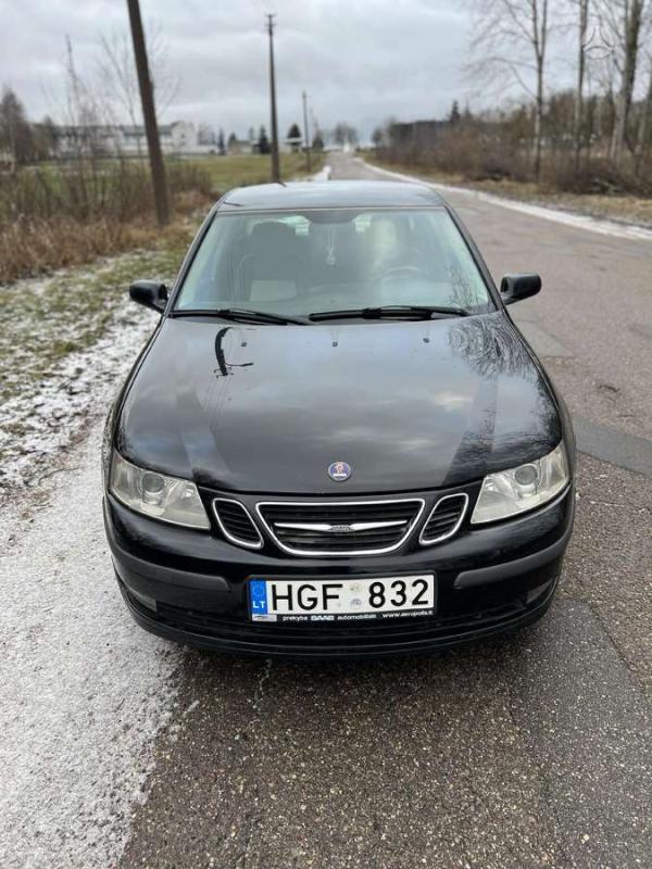 Black Saab 9-3 2005 in Ukmerge, with an engine capacity of 1.90 L and mileage of 321 thousand km for 1400 €, photo 3 on AUTOMOTO.COM.LV