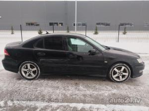Melns Saab 9-3 2005 Tartu, ar dzinēja tilpumu 1.90 L un nobraukumu 266 tūkst. km par 1790 €, foto 8 vietnē AUTOMOTO.COM.LV