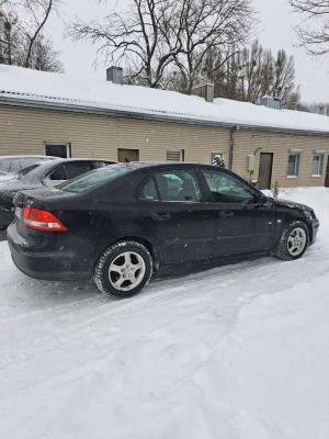 Melns Saab 9-3 2005 Kauņa, ar dzinēja tilpumu 2.17 L un nobraukumu 270 tūkst. km par 700 €, foto 4 vietnē AUTOMOTO.COM.LV