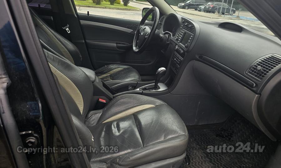 Melns Saab 9-3 2005 Tallina, ar dzinēja tilpumu 1.90 L un nobraukumu 340 tūkst. km par 1390 €, foto 5 vietnē AUTOMOTO.COM.LV