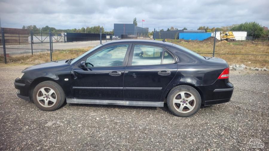 Black Saab 9-3 2005 in Klaipeda, with an engine capacity of 1.80 L and mileage of 374 thousand km for 750 €, photo 5 on AUTOMOTO.COM.LV