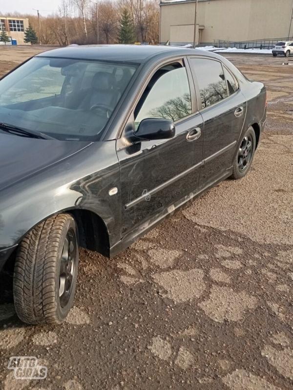 Melns Saab 9-3 2006 Marijampole, ar dzinēja tilpumu 1.90 L un nobraukumu 400 tūkst. km par 850 €, foto 3 vietnē AUTOMOTO.COM.LV
