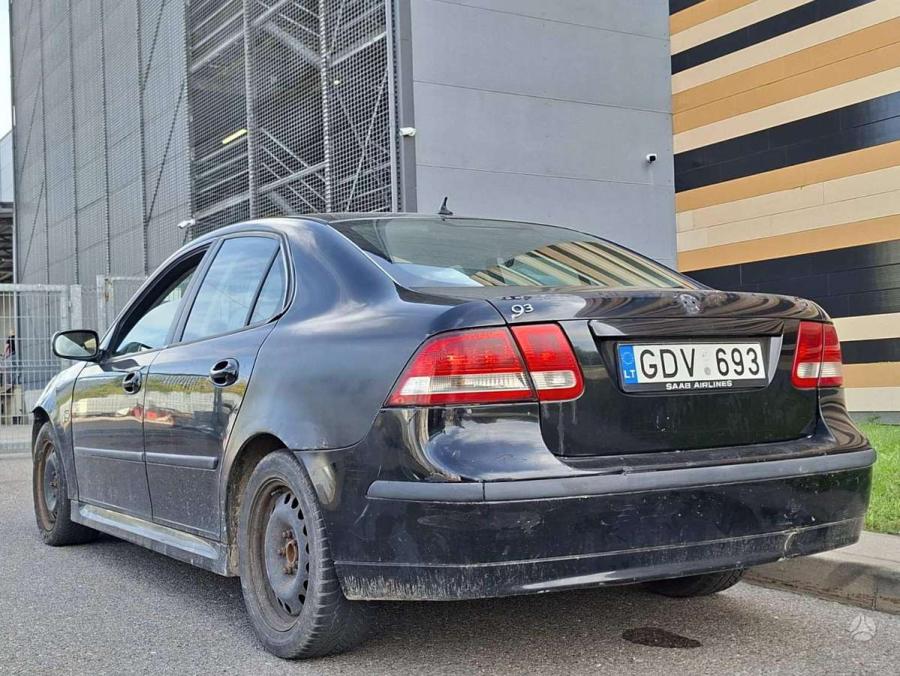 Черный Сааб 9-3 2006 в Вильнюс, объемом двигателя 1.90 л и пробегом 406 тыс. км за 350 €, фото 5 на AUTOMOTO.COM.LV