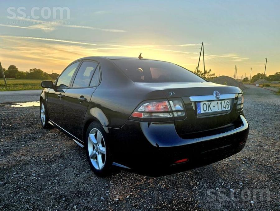 Black Saab 9-3 2007 in Liepaja, with an engine capacity of 1.80 L and mileage of 224 thousand km for 2390 €, photo 7 on AUTOMOTO.COM.LV