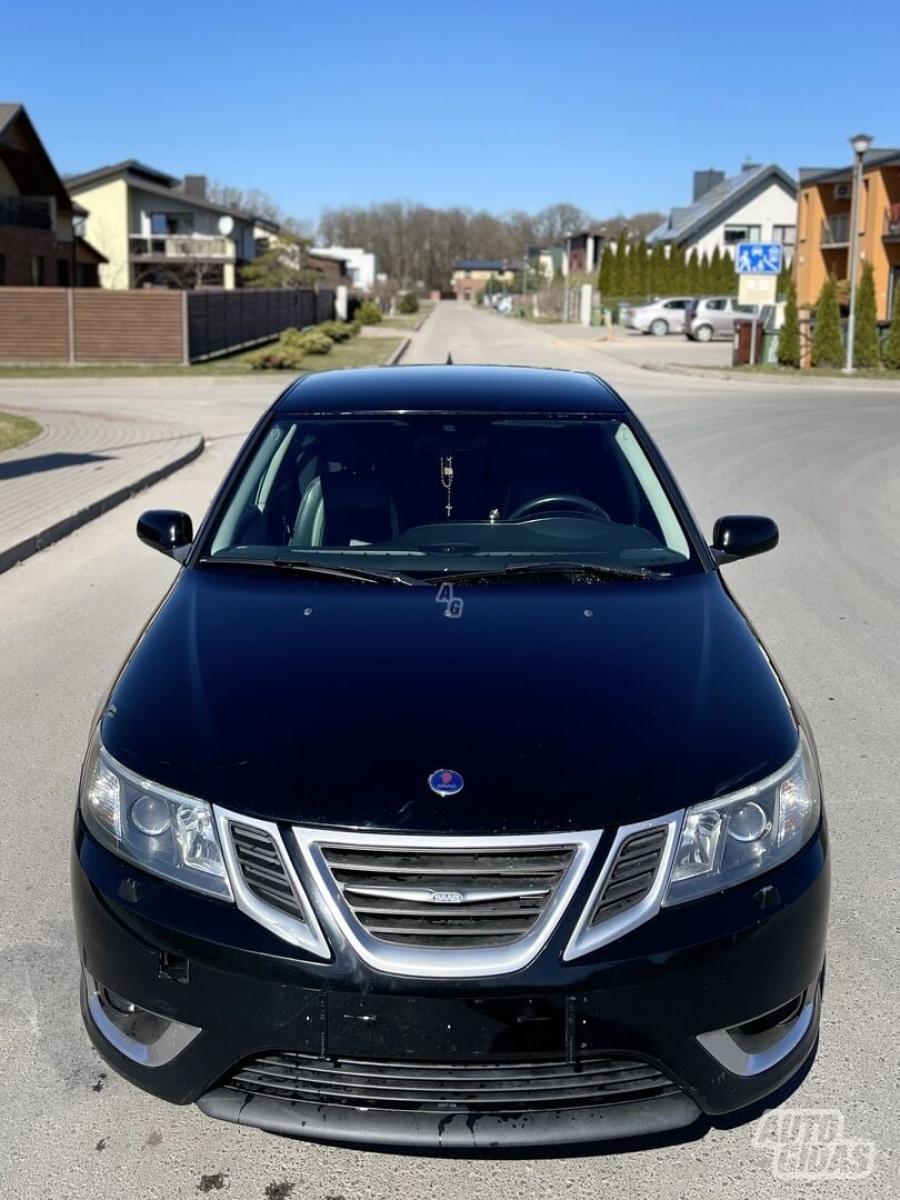 Black Saab 9-3 2008 in Kaunas, with an engine capacity of 1.90 L and mileage of 335 thousand km for 3500 €, photo 1 on AUTOMOTO.COM.LV