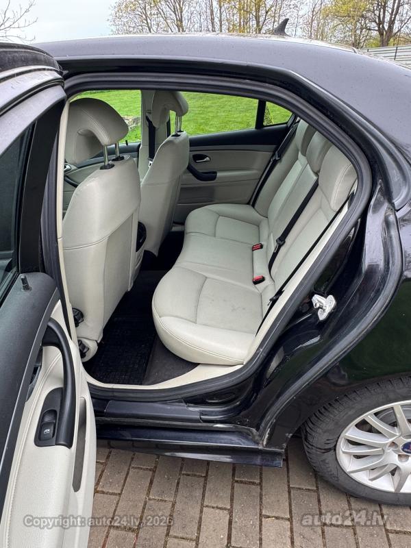 Melns Saab 9-3 2008 Tallina, ar dzinēja tilpumu 2.00 L un nobraukumu 251 tūkst. km par 3300 €, foto 5 vietnē AUTOMOTO.COM.LV