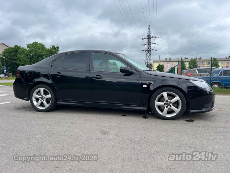Black Saab 9-3 2008 in Narva, with an engine capacity of 1.90 L and mileage of 430 thousand km for 2499 €, photo 12 on AUTOMOTO.COM.LV
