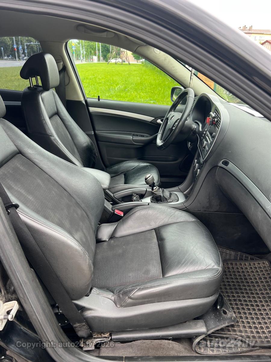 Black Saab 9-3 2008 in Narva, with an engine capacity of 1.90 L and mileage of 430 thousand km for 2499 €, photo 16 on AUTOMOTO.COM.LV